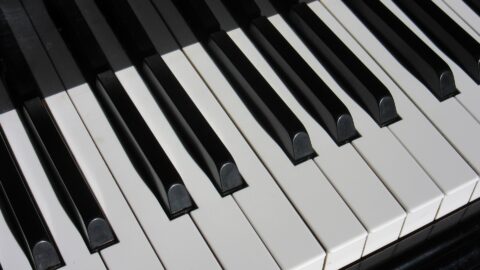 Yamaha DGX 650 Review - Features, Benefits, Pros & Cons - Digital Piano ...